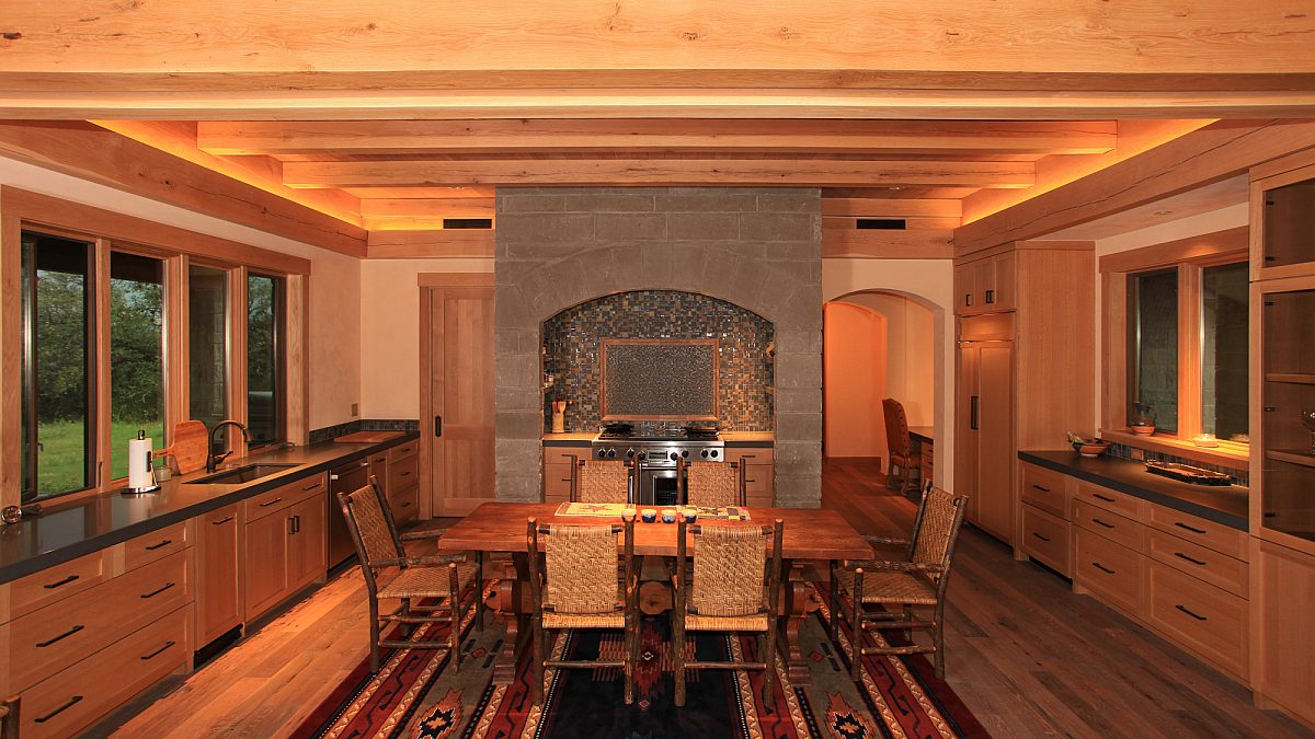 Timberlyne | Secluded Hybrid Home