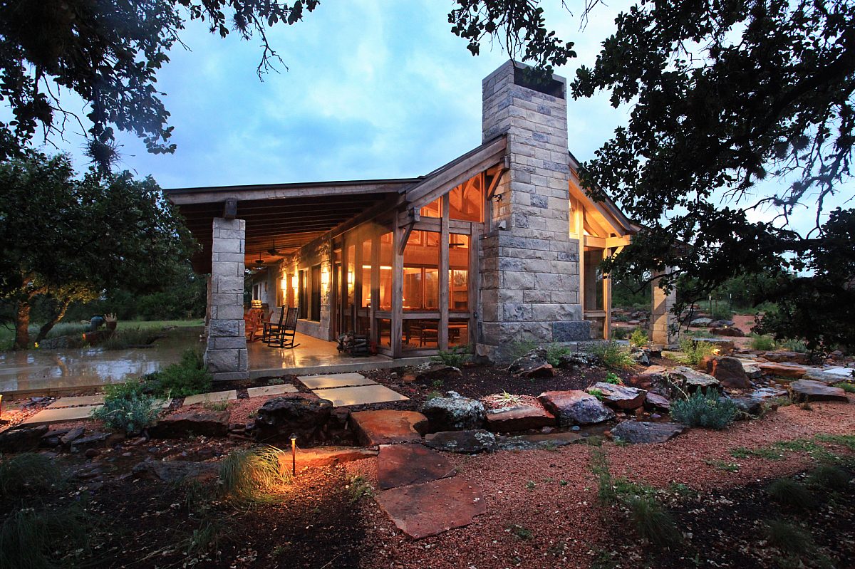 Timberlyne | Secluded Hybrid Home