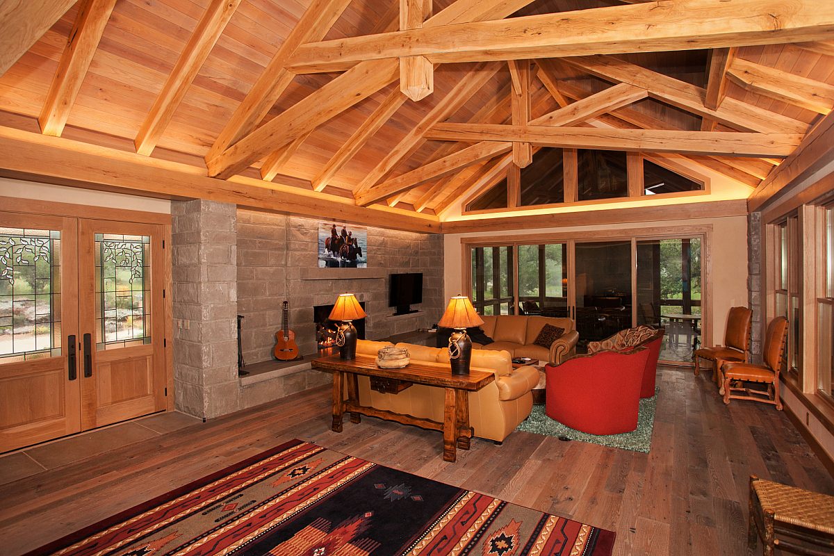 Timberlyne | Secluded Hybrid Home