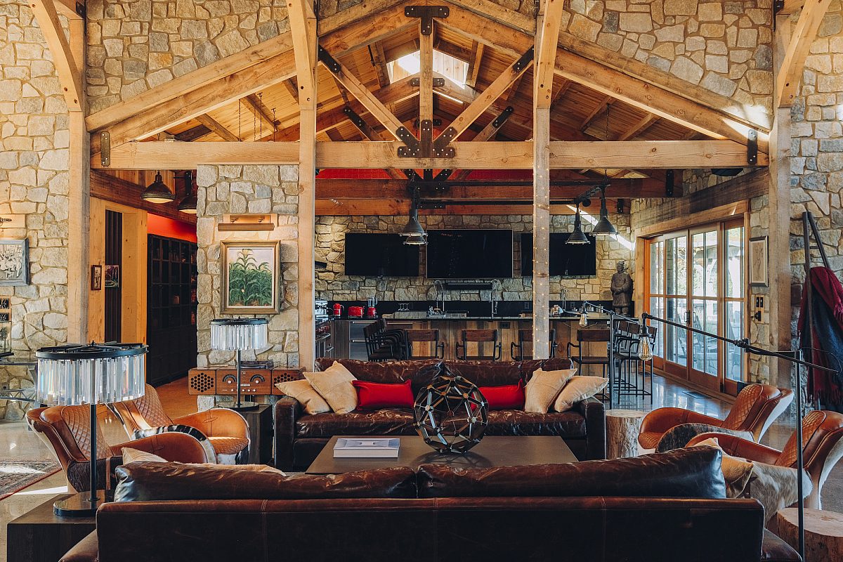 Timberlyne | Lakeside Estate