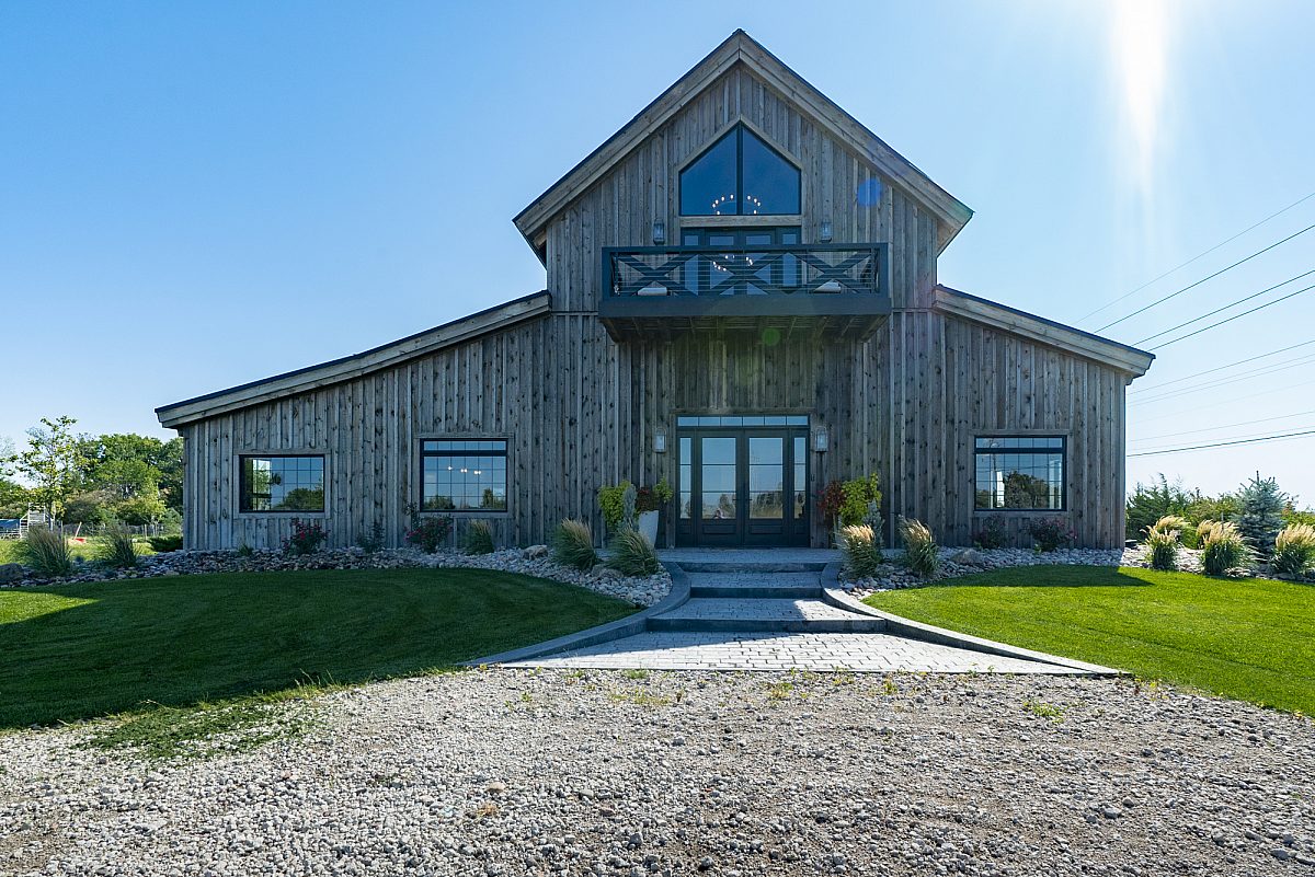 Timberlyne | The Entertaining Space