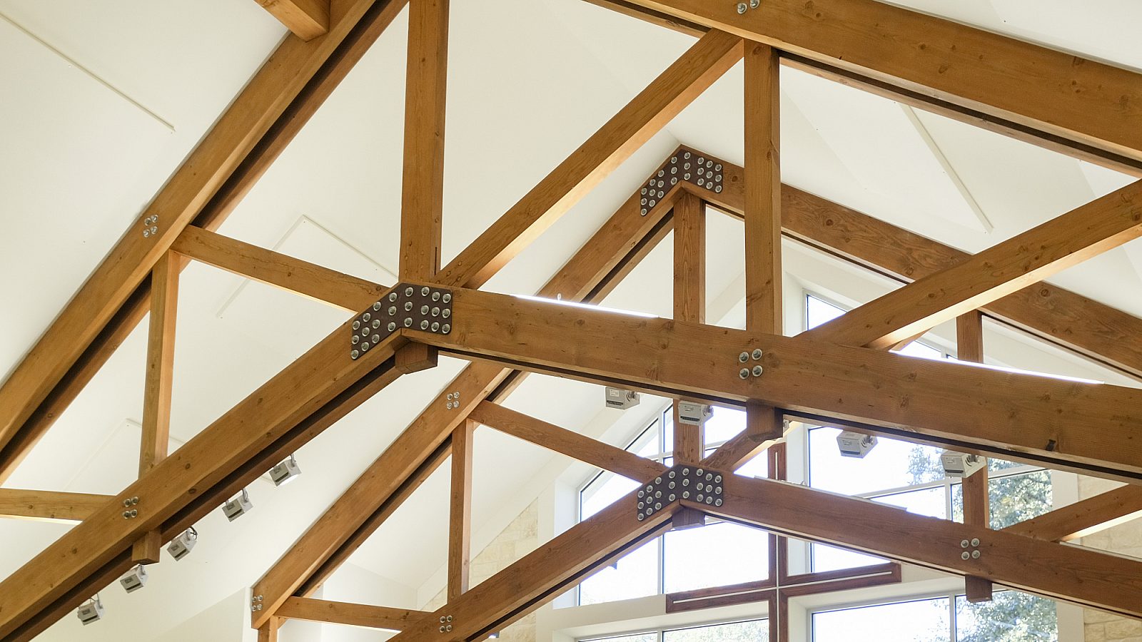 Timberlyne | Timber Frame Truss Designs