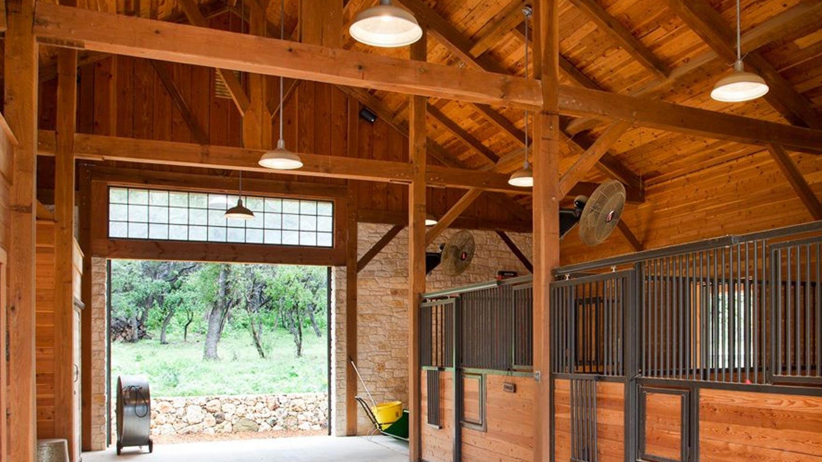 Timberlyne | Custom Post & Beam Barns