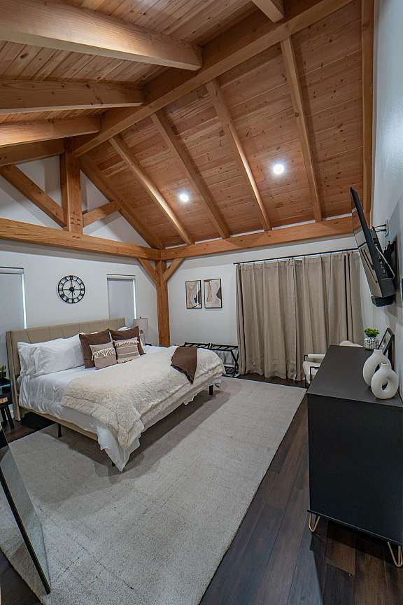 Timberlyne | Timber Frame on the Cliff