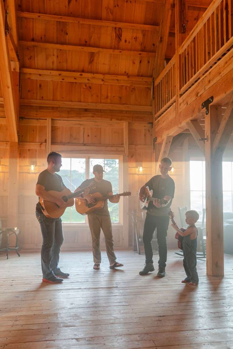 Timberlyne | Heartwarming Whistlebee Farm Barn