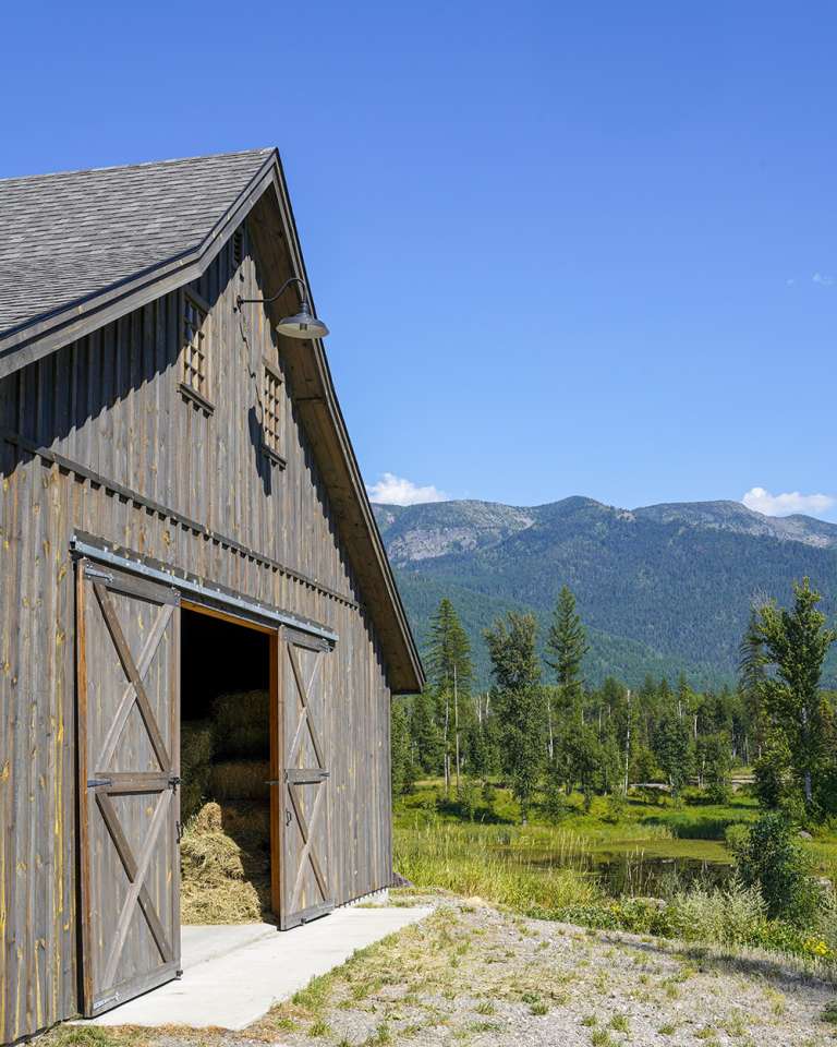 Timberlyne | Rocky Mountain Horse Barn