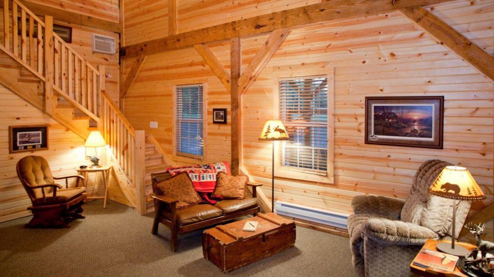 Timberlyne | Cozy Nebraska Cabin